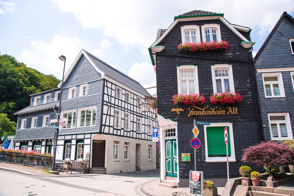 Visiting Schloss Burg Solingen Castle: Your Fairytale Solingen Guide